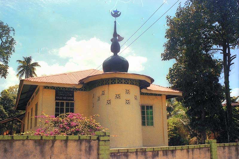 Remembering Punggol’s Kampong Wak Sumang and the Man Who Made It Happen